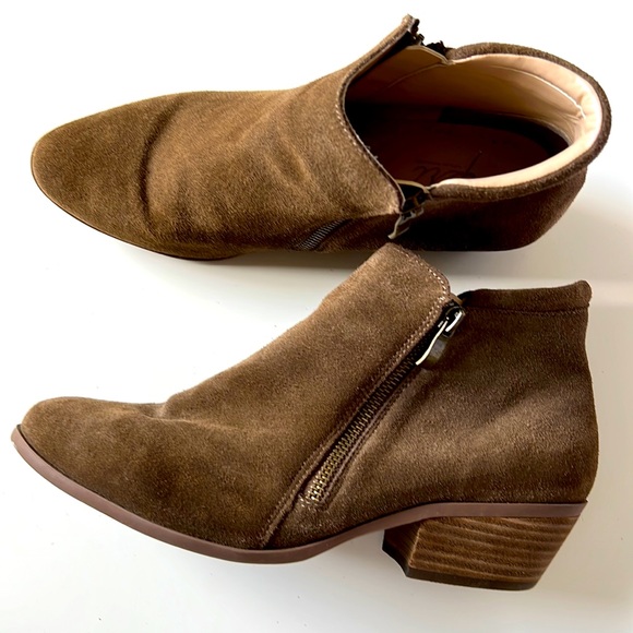 Apri | Shoes | Apri Gravity Ankle Suede Booties Sz M | Poshmark